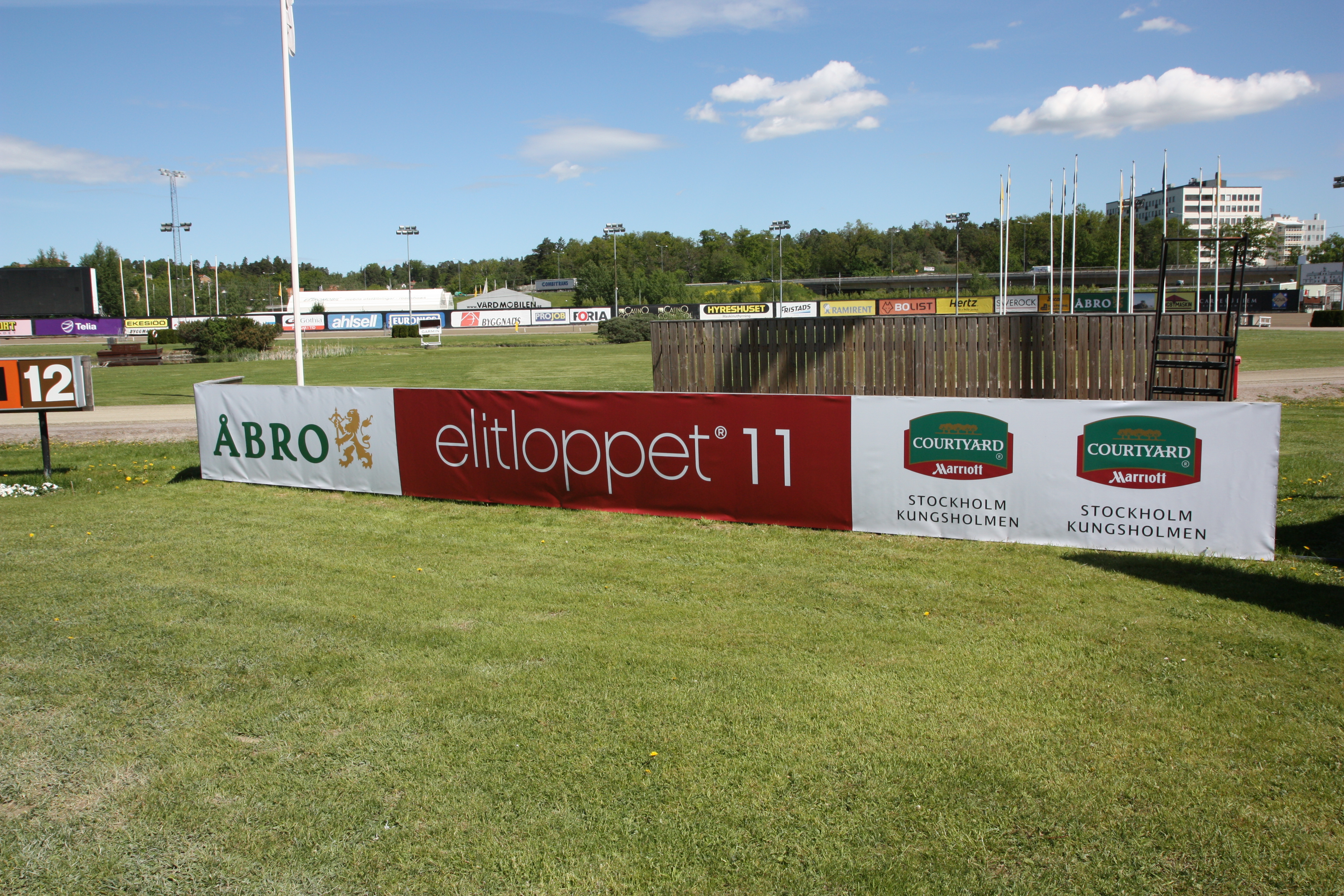 Banderoller | Banderoll | Fasadbanderoll | Banderoller med tryck